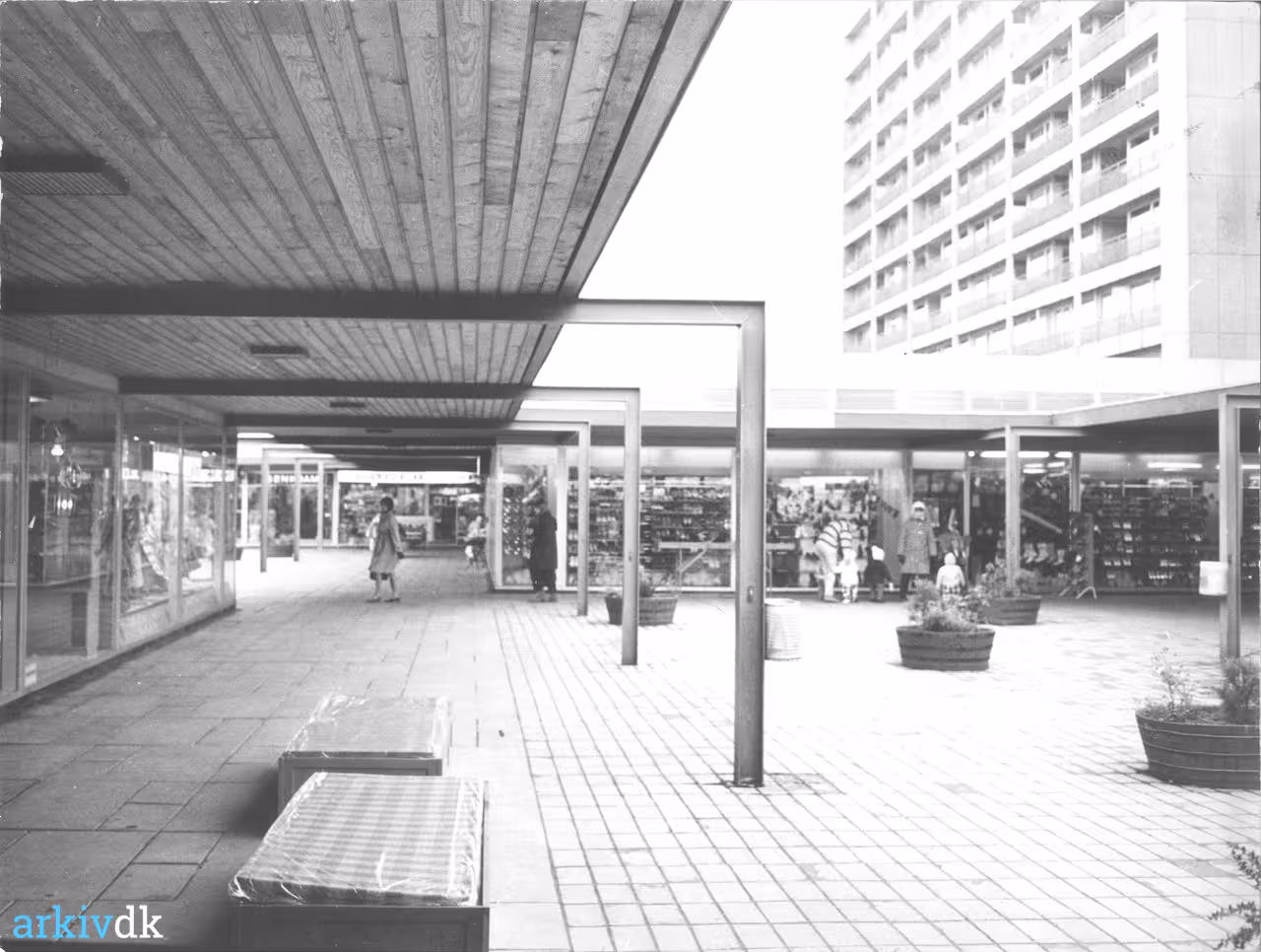 arkiv.dk | Frihedens Butikscenter