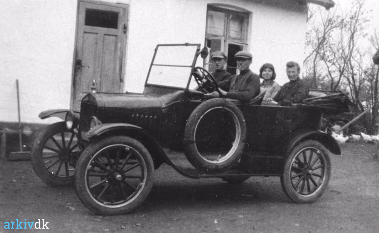 arkiv.dk | Otto Klinder, Hans Jensen, Fru Klinder, Ella Klinder