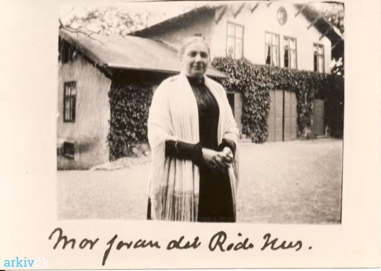 arkiv.dk | Motiv: Det gamle 'Røde hus', også kaldet 'Vrøvlenborg'.