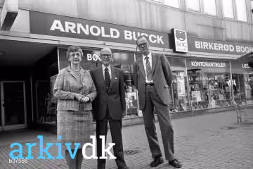 arkiv.dk | Arnold Busck Boghandel i Birkerød.