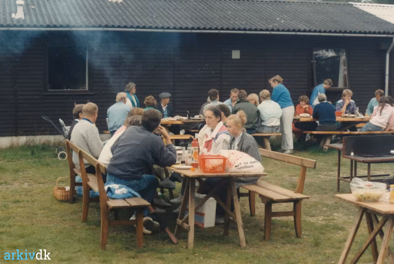 arkiv.dk | Grill aften ved Naturskolen