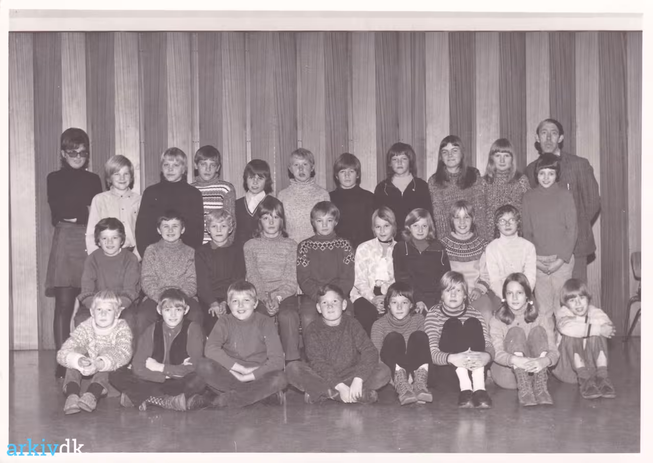 arkiv.dk | Give skole elevbilleder skoleåret 1971 - 1972