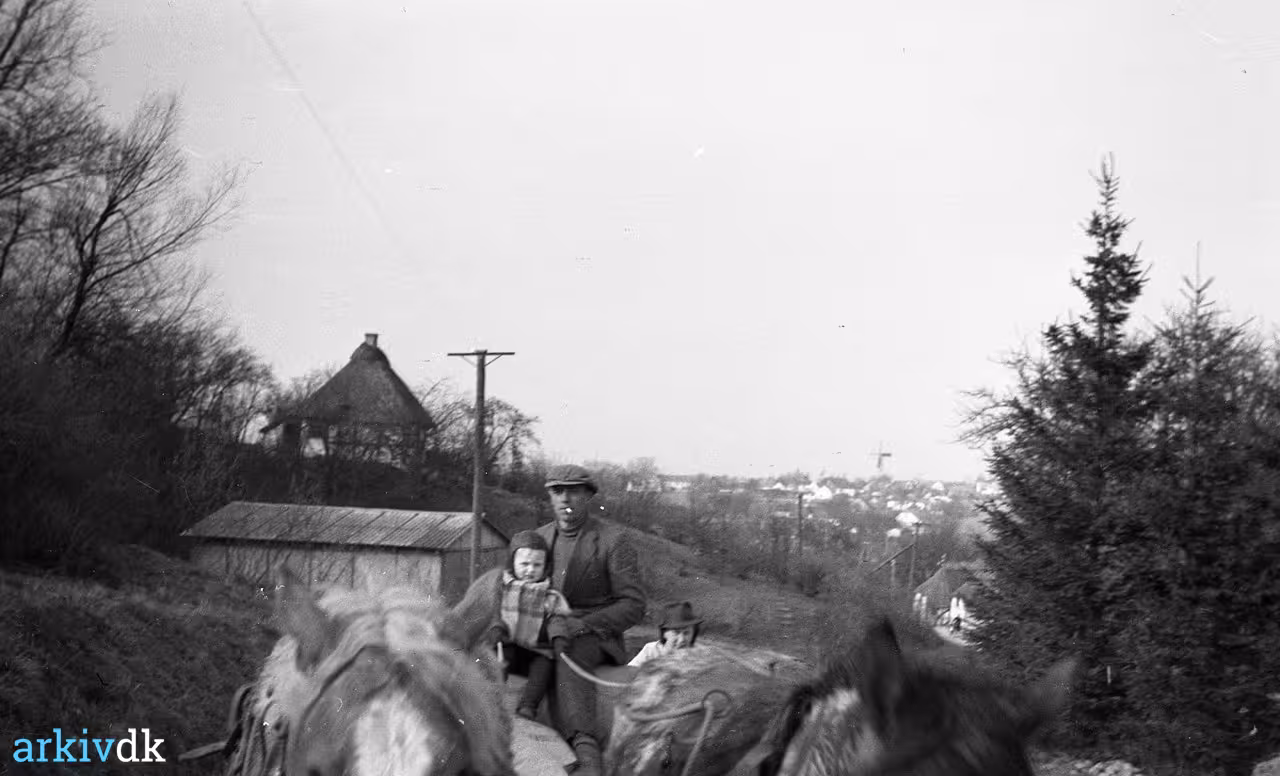 arkiv.dk | Billedserie - Uidentificeret familie, ca. 1945-1950