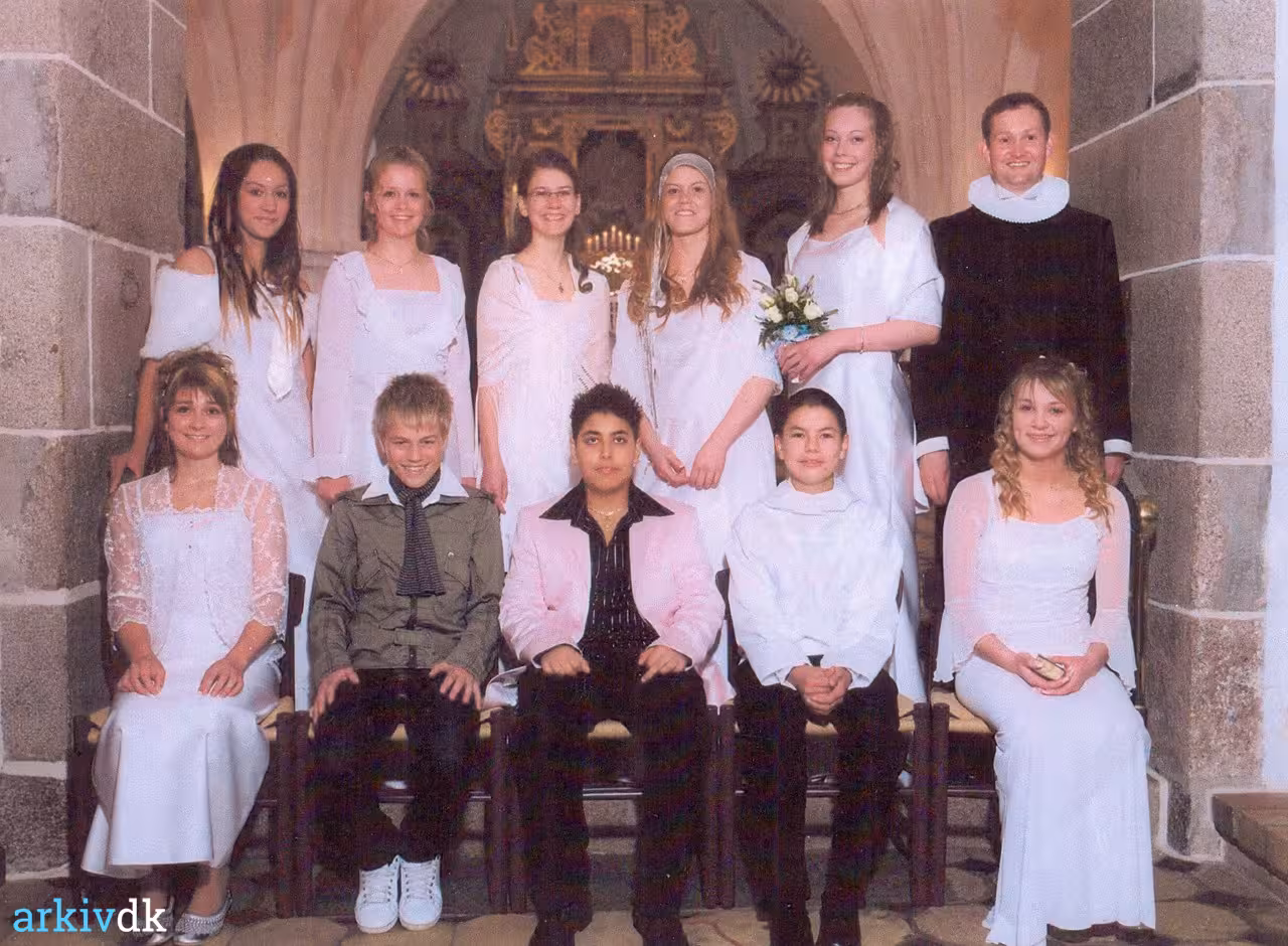 arkiv.dk | Konfirmationsbiled Nørre Tranders Kirke