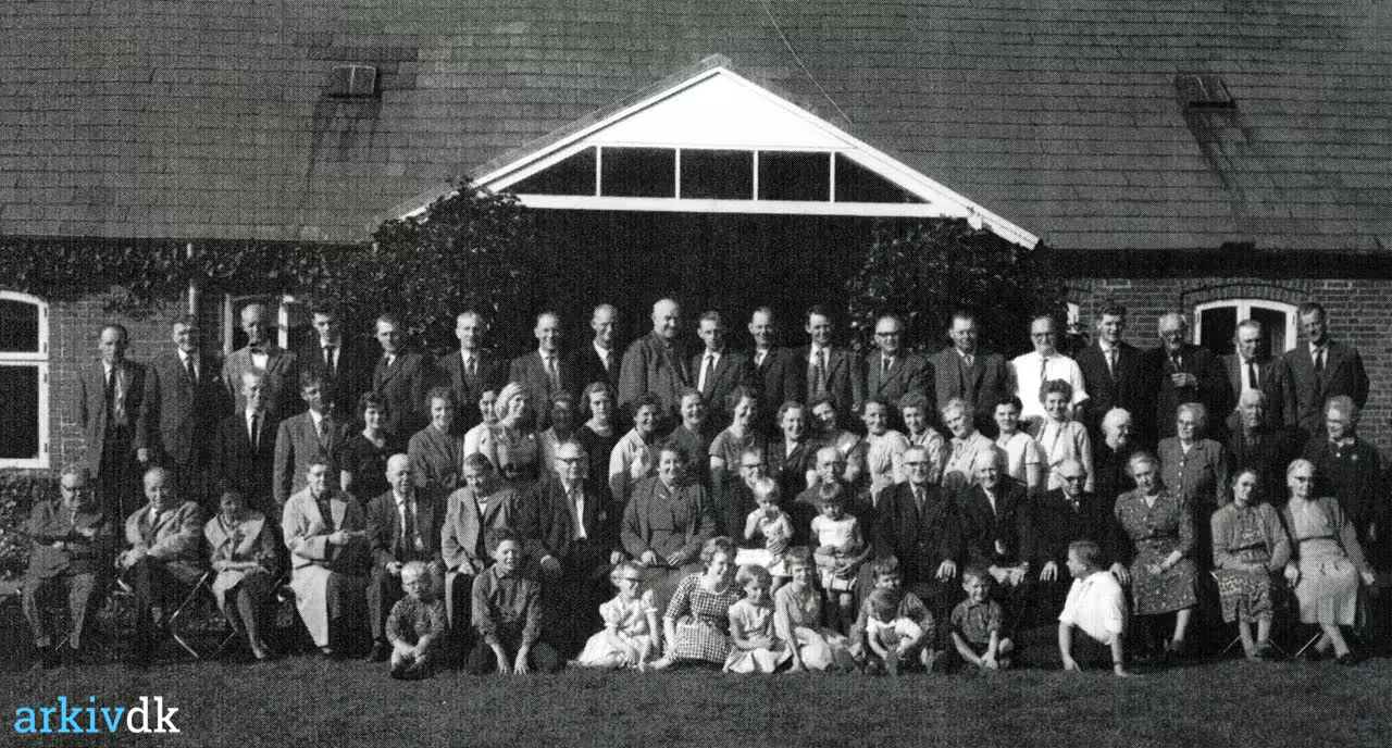 arkiv.dk | Margrethe Odgaard rund fødselsdag o.1965.