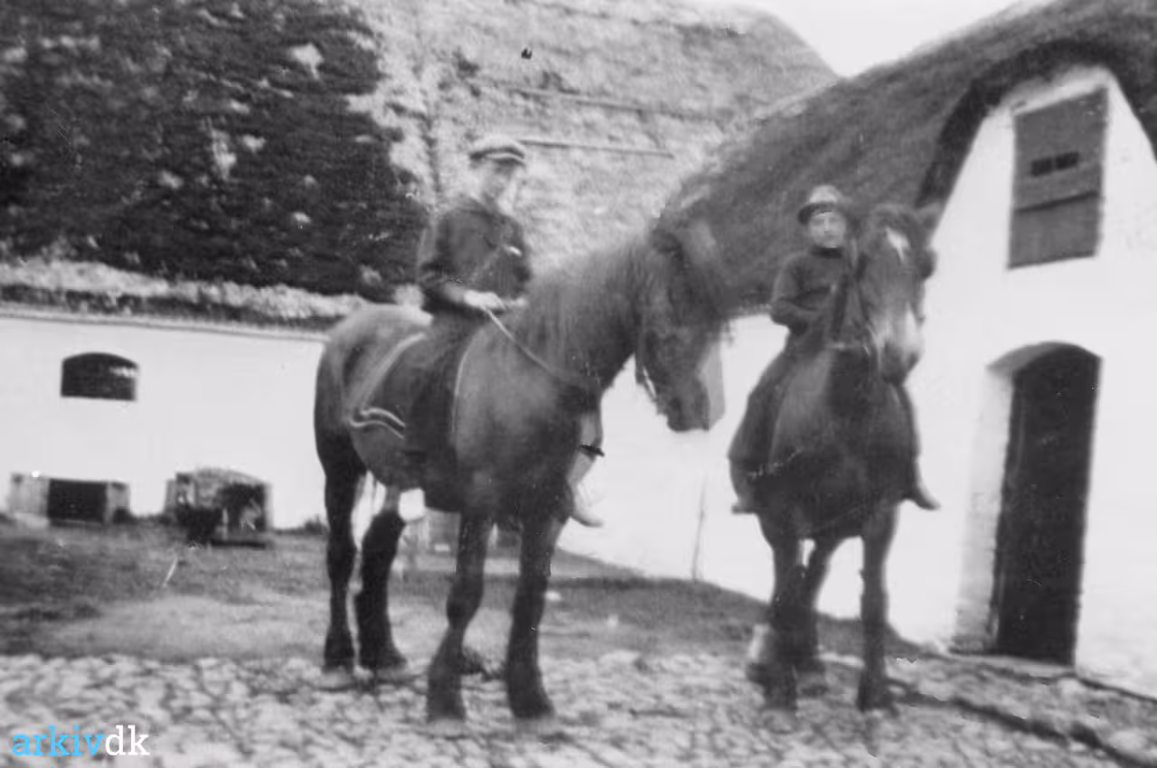 arkiv.dk | John Kjeldsen og Kjeld Kjeldsen, født 1872 død 1942