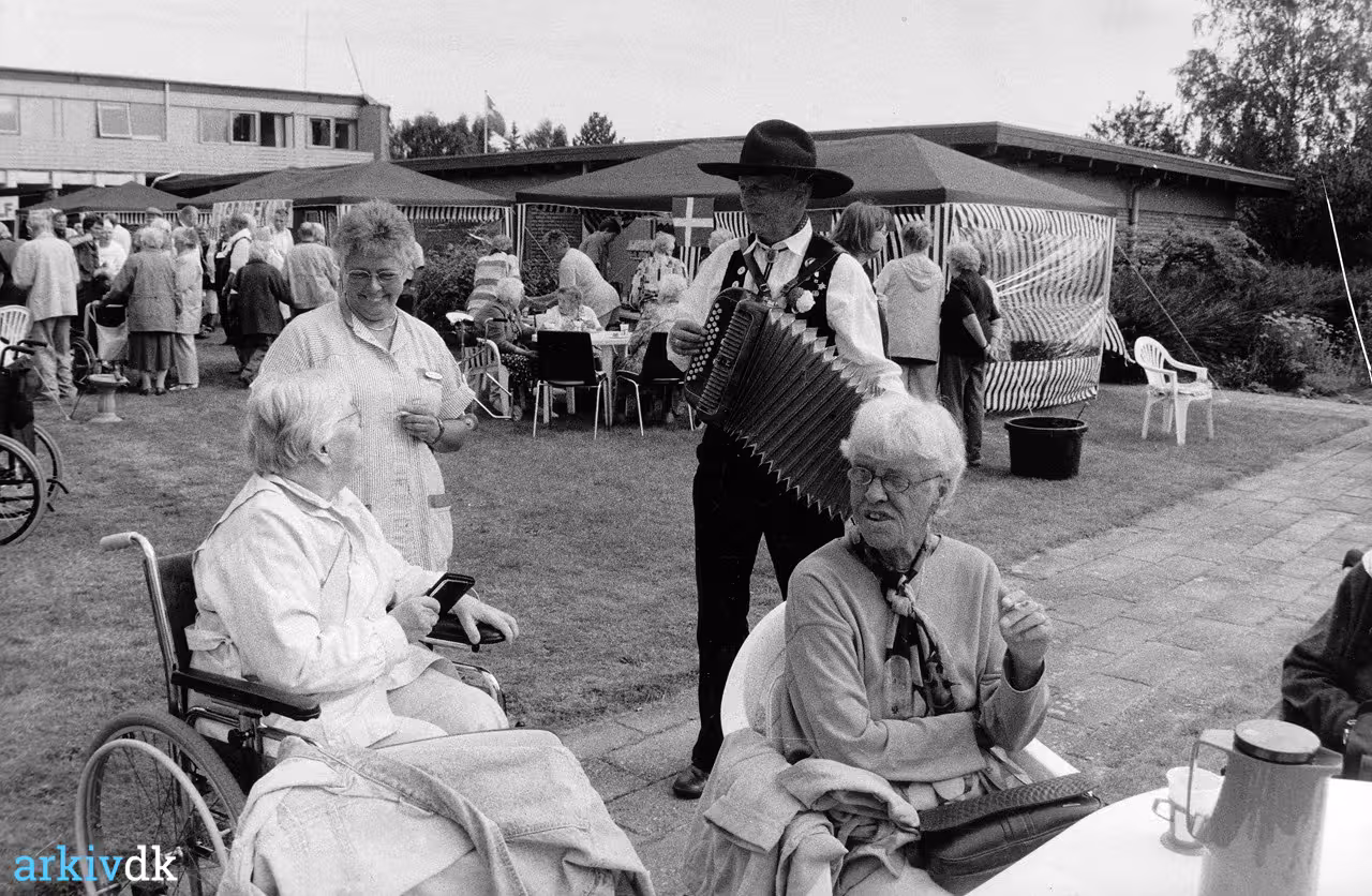 arkiv.dk | Fest/sammenkomst på Nordborg Plejehjem