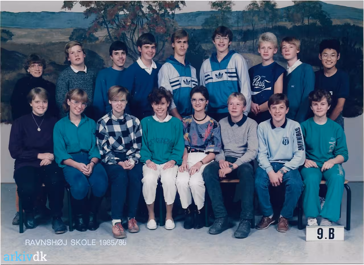 arkiv.dk | Klassebillede, Ravnshøj Skole, 9. b 1985/86
