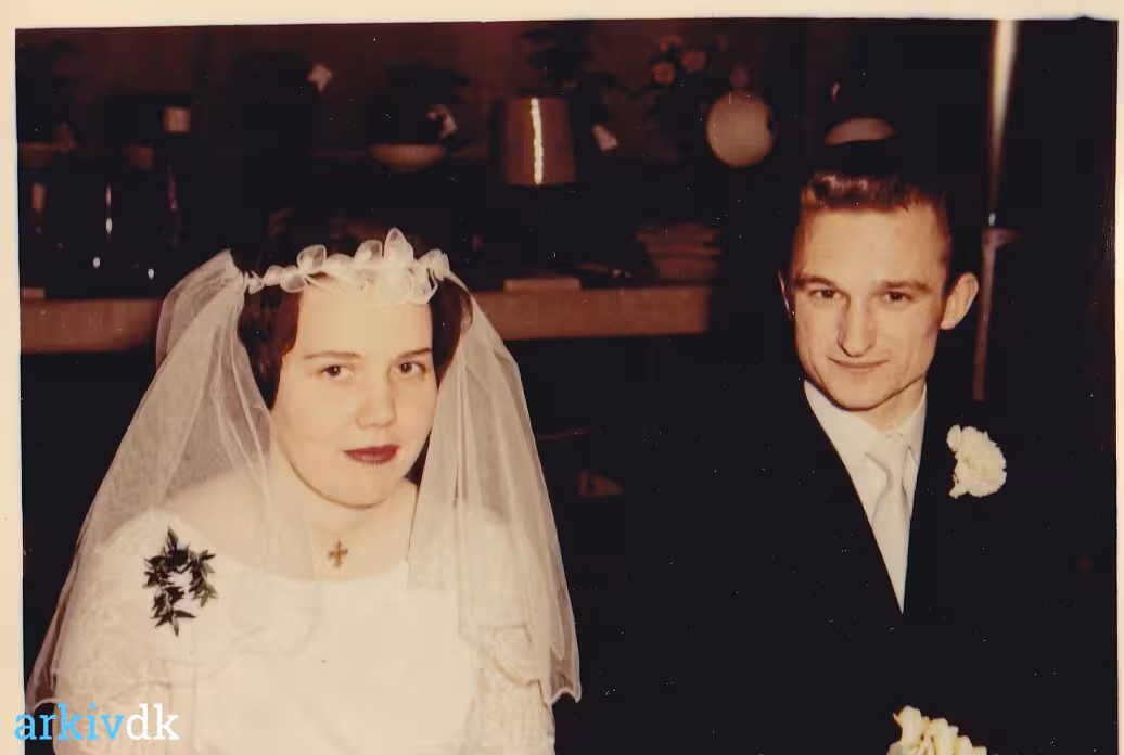 arkiv.dk | Bryllup med Lilian født Larsen Orla Petersen
