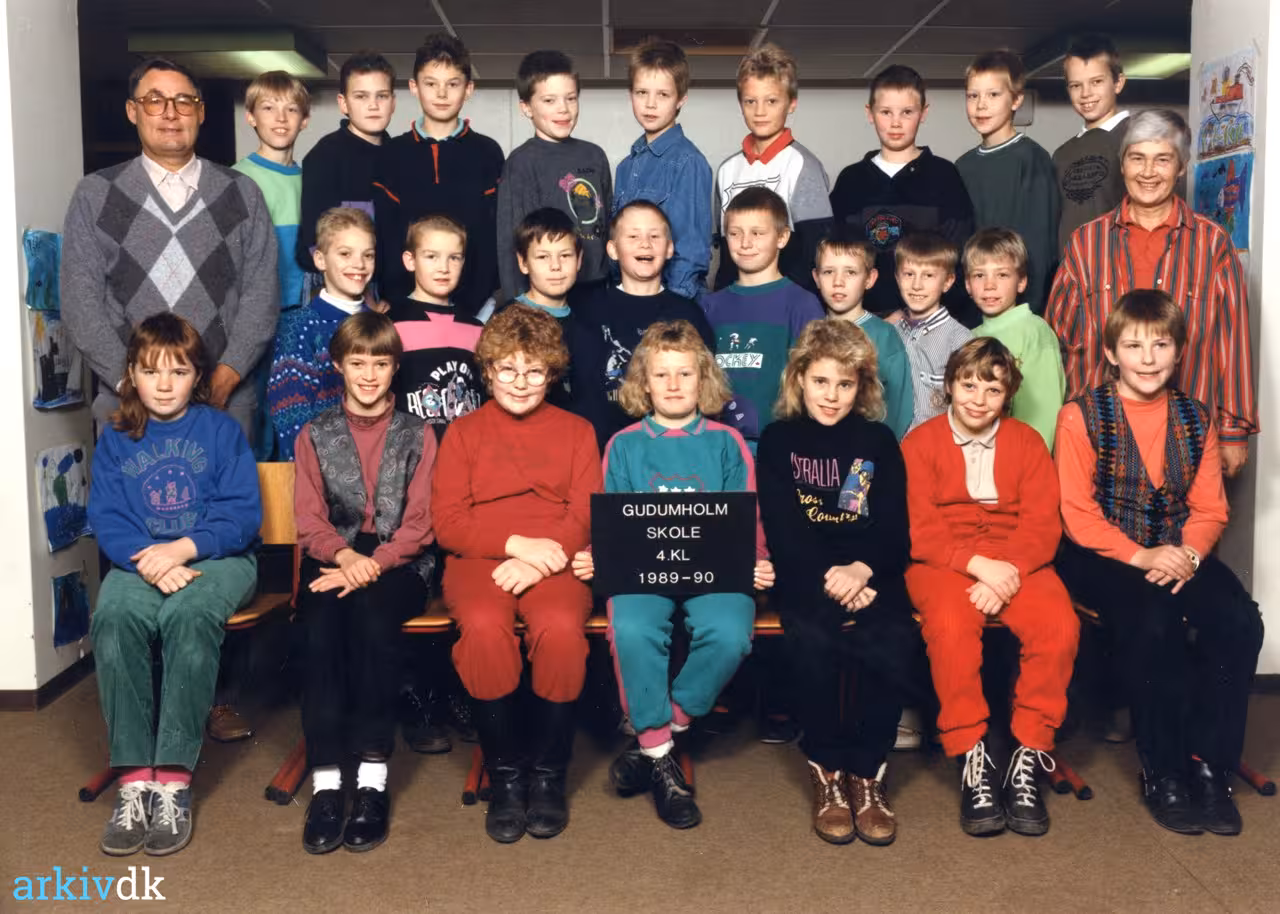 arkiv.dk | Gudumholm skole, klassebillede 4. kl. 1989-90