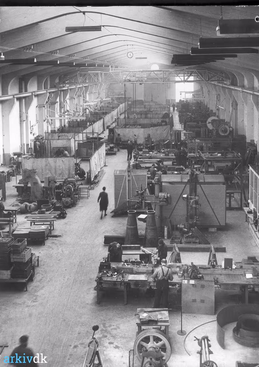 arkiv.dk | Thomas B. Thriges fabrikker Smede- og svejseværkstedet på Thriges fabrikker.