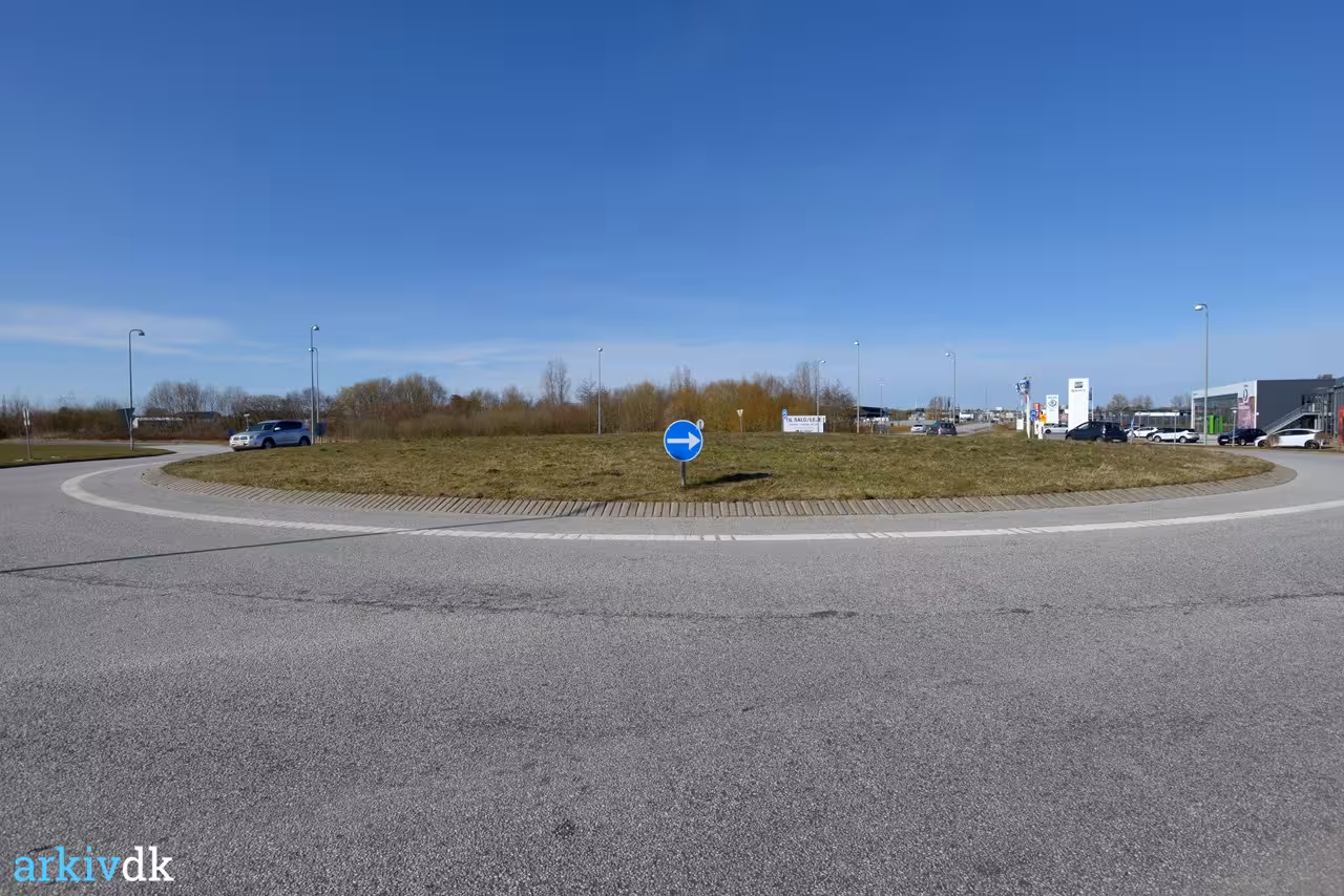 arkiv.dk | Rundkørsel, Frederikshavnsvej, Hjørring.