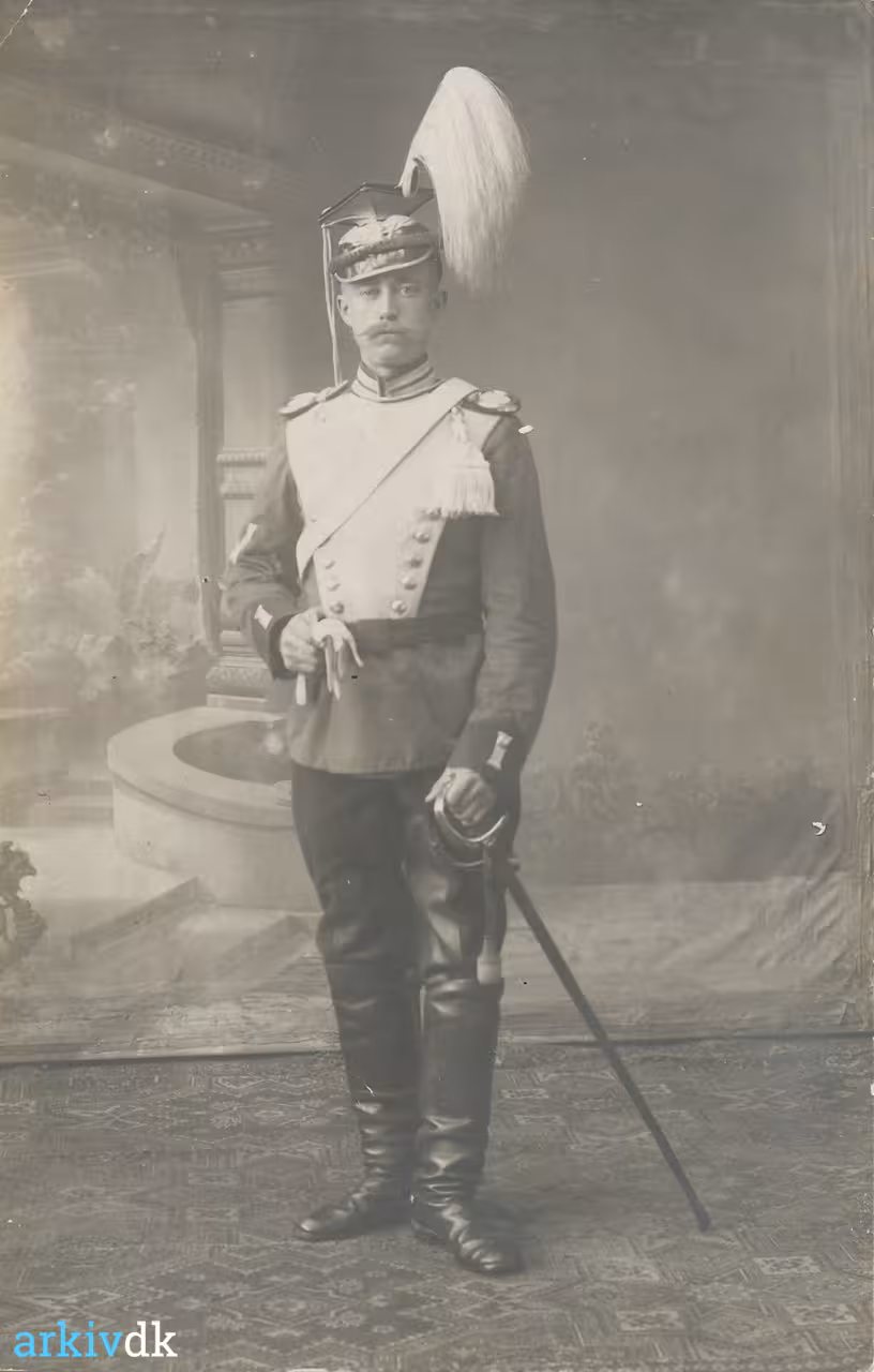 arkiv.dk | Nis Nissen i tysk soldateruniform