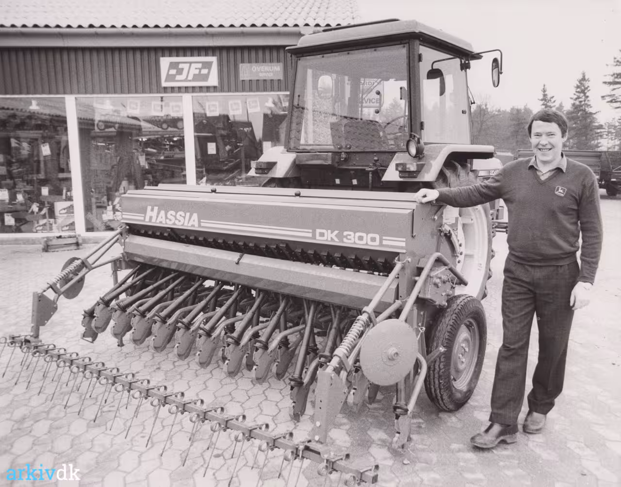 arkiv.dk | Farre Smedeforretning v. Smed Henry Kristensen.