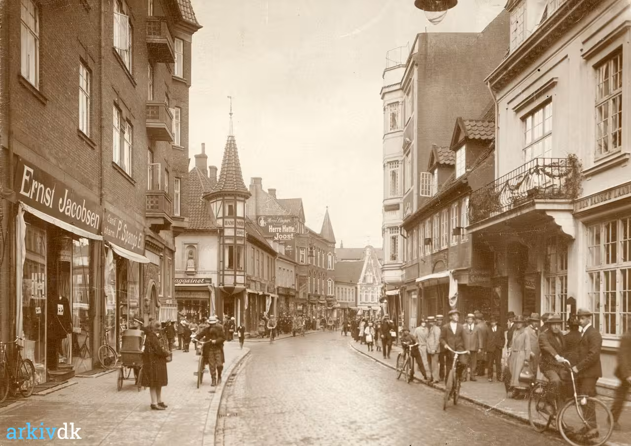 arkiv.dk | Torvegade i Vejle, ca. 1925
