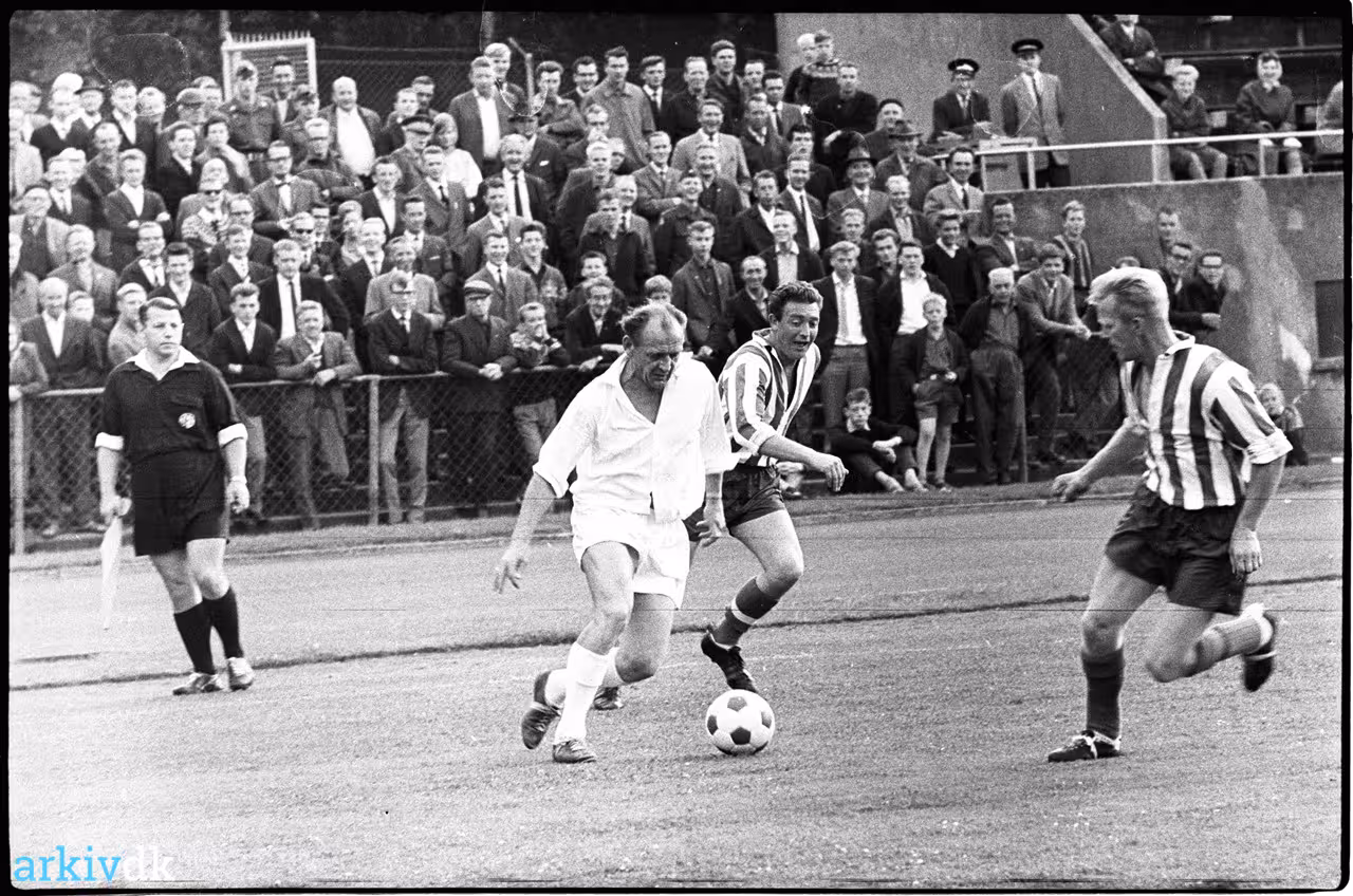 arkiv.dk | OL-bronzeholdet i fodbold 1948, 1964