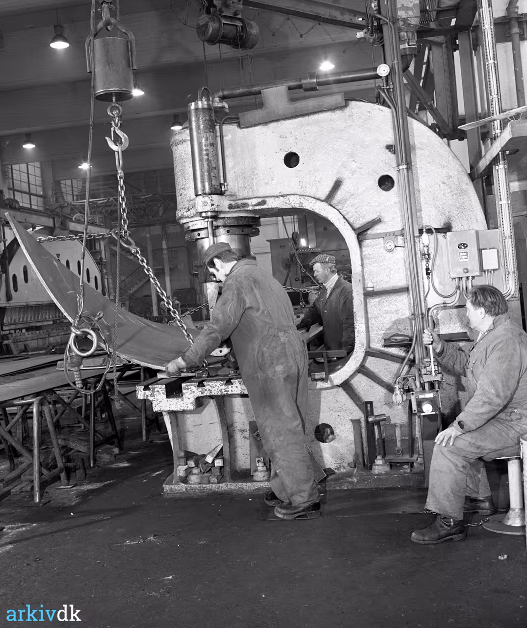 arkiv.dk | Skibsbyggerne Frank Sørensen, Egon Johansen og Knud Thomsen, Nakskov Skibsværft.