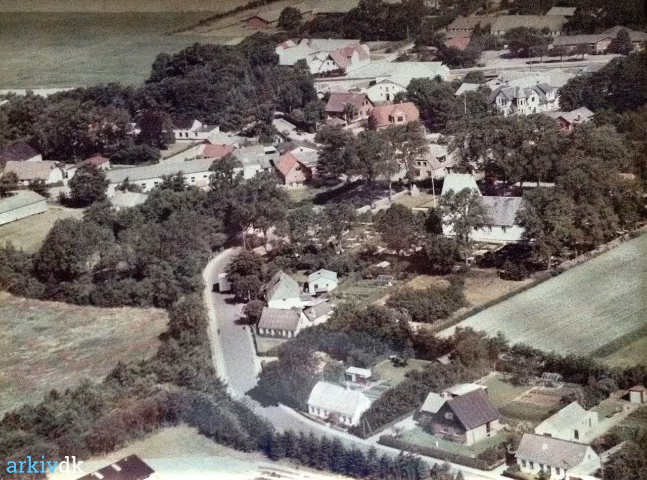 arkiv.dk | Luftfoto over Skrydstrup med Naffet