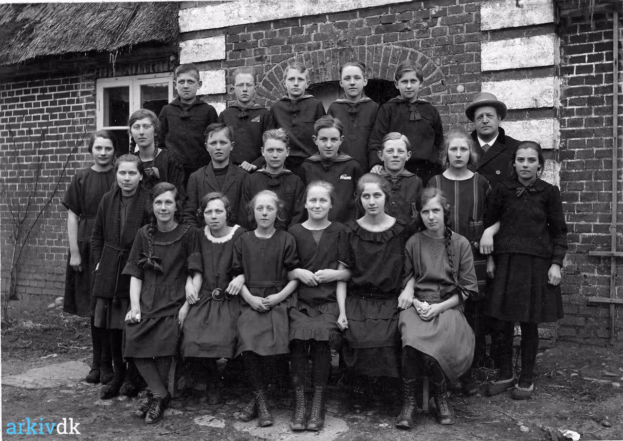 arkiv.dk | Konfirmander Hodde-Tistrup 1924