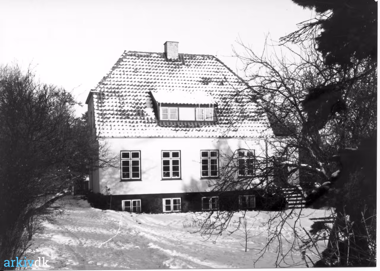 arkiv.dk | Motiv: Villa, Kongevejen, Holte. Vinterbillede