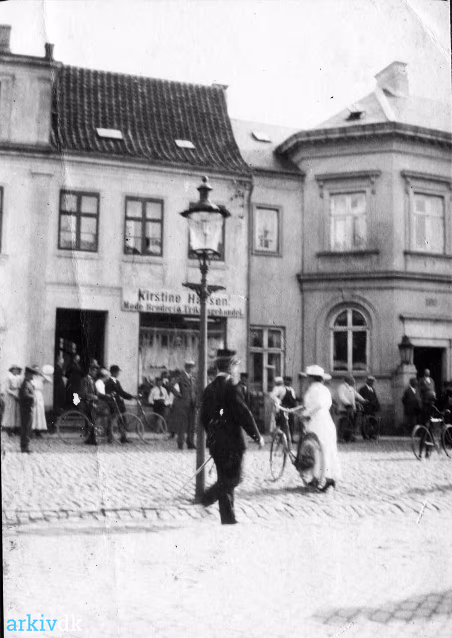 arkiv.dk | Torvet - Østergade, Assens