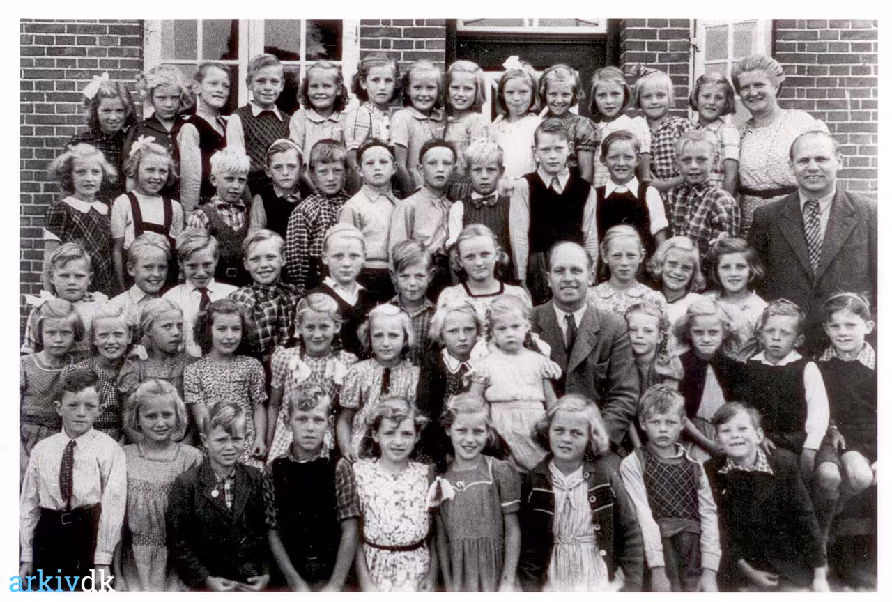 arkiv.dk | Asferg Skole. Skolebillede 1948.