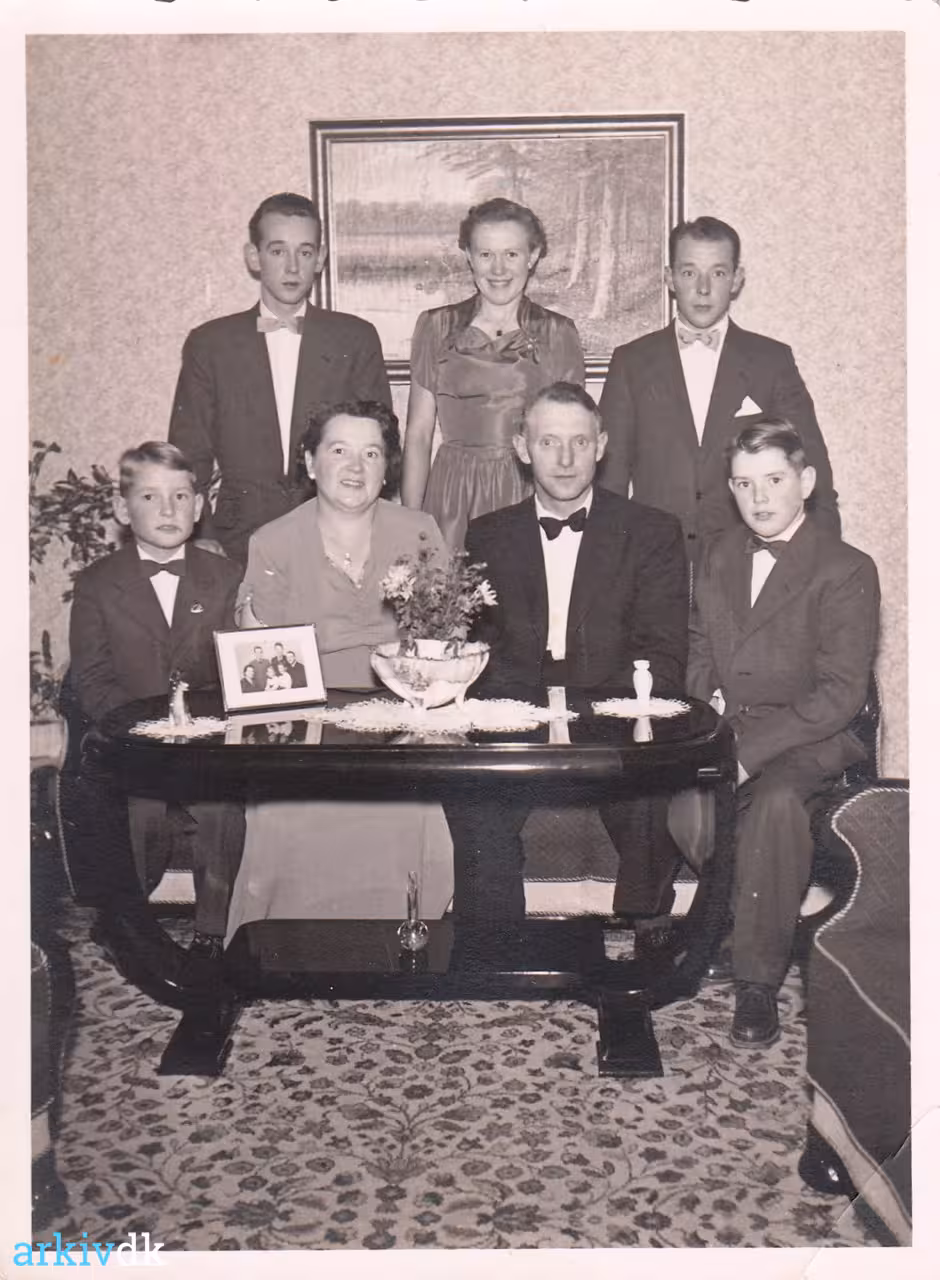 arkiv.dk | Familien Jakobsen, Vester Vase