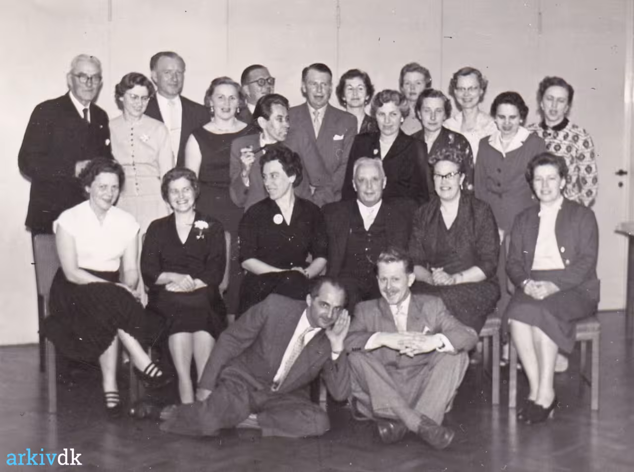 arkiv.dk | Kalundborg Mellem- og Realskole 25 års jubilarer 1958