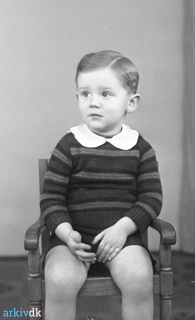 arkiv.dk | Aage Jensen, frisør, Ringe