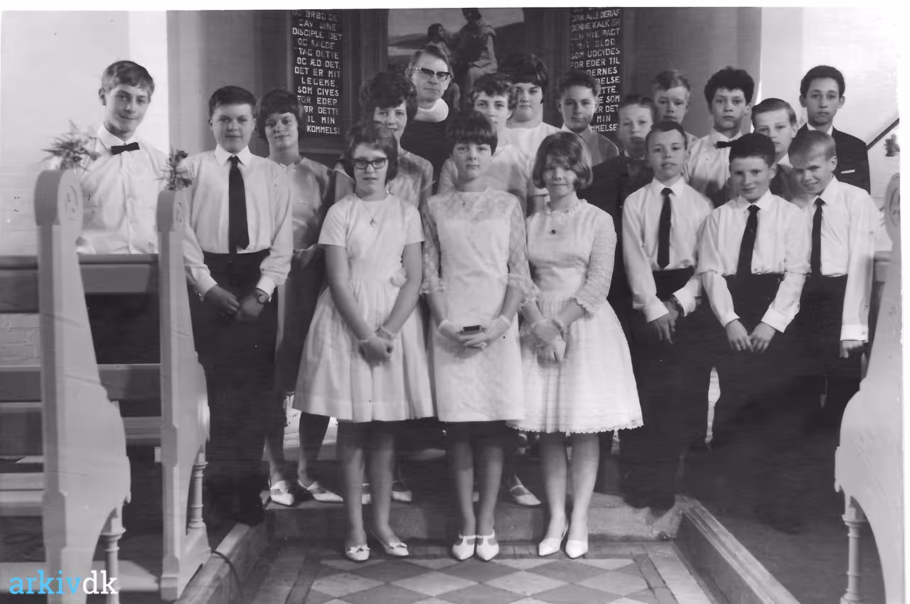 arkiv.dk | Galten konfirmander 16.04.1967