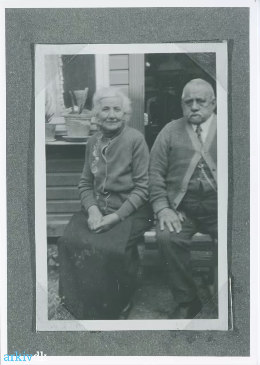 arkiv.dk | Camilla Maren Kirstine Mentzel, født Rasmussen sammen med Julius Emanuel Mentzel