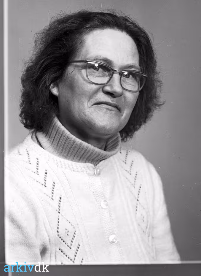 arkiv.dk | Larsen, Ellen, Næsby