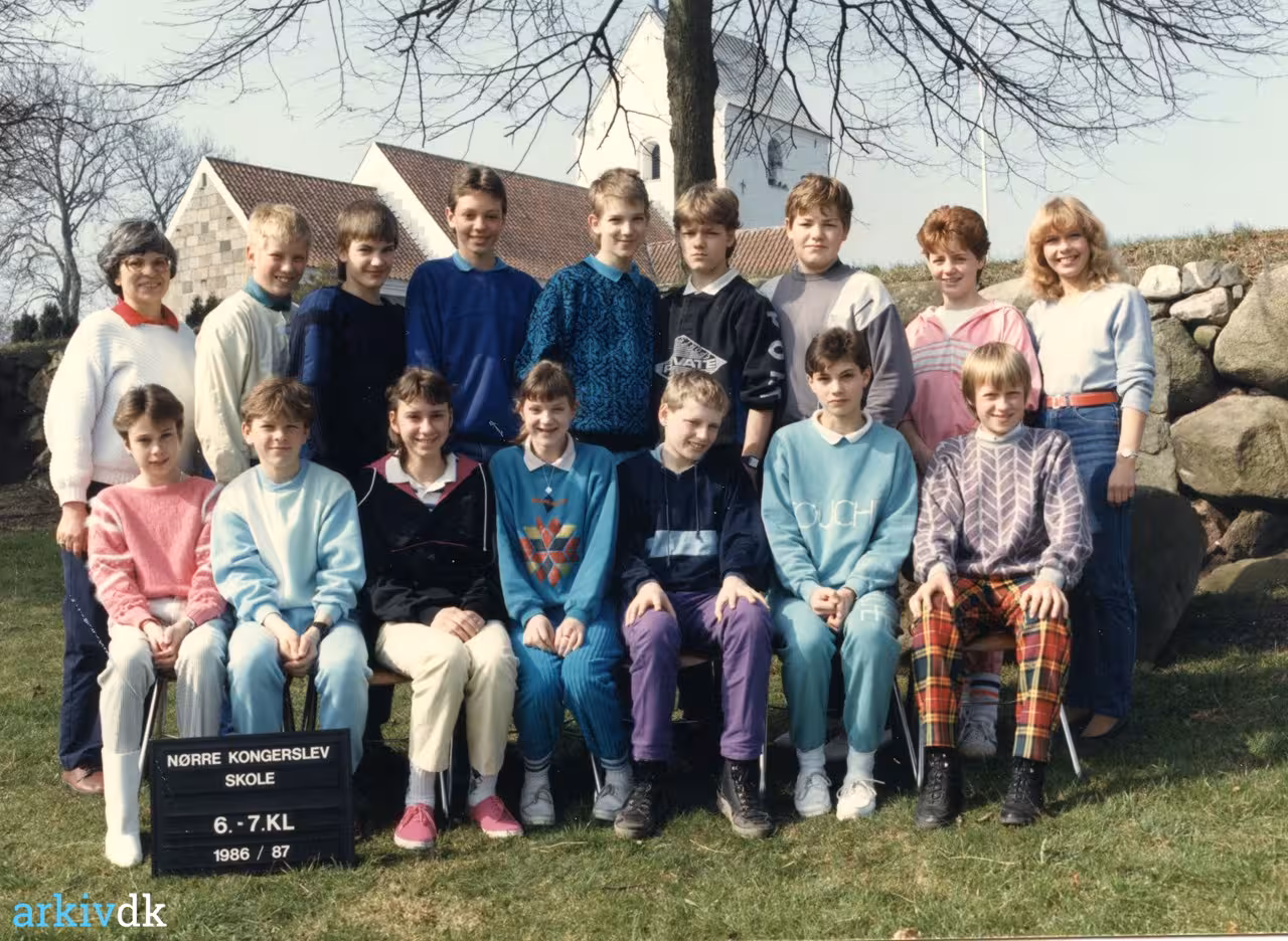 arkiv.dk | Nr. Kongerslev skole Klassebillede - 6-7. klasse