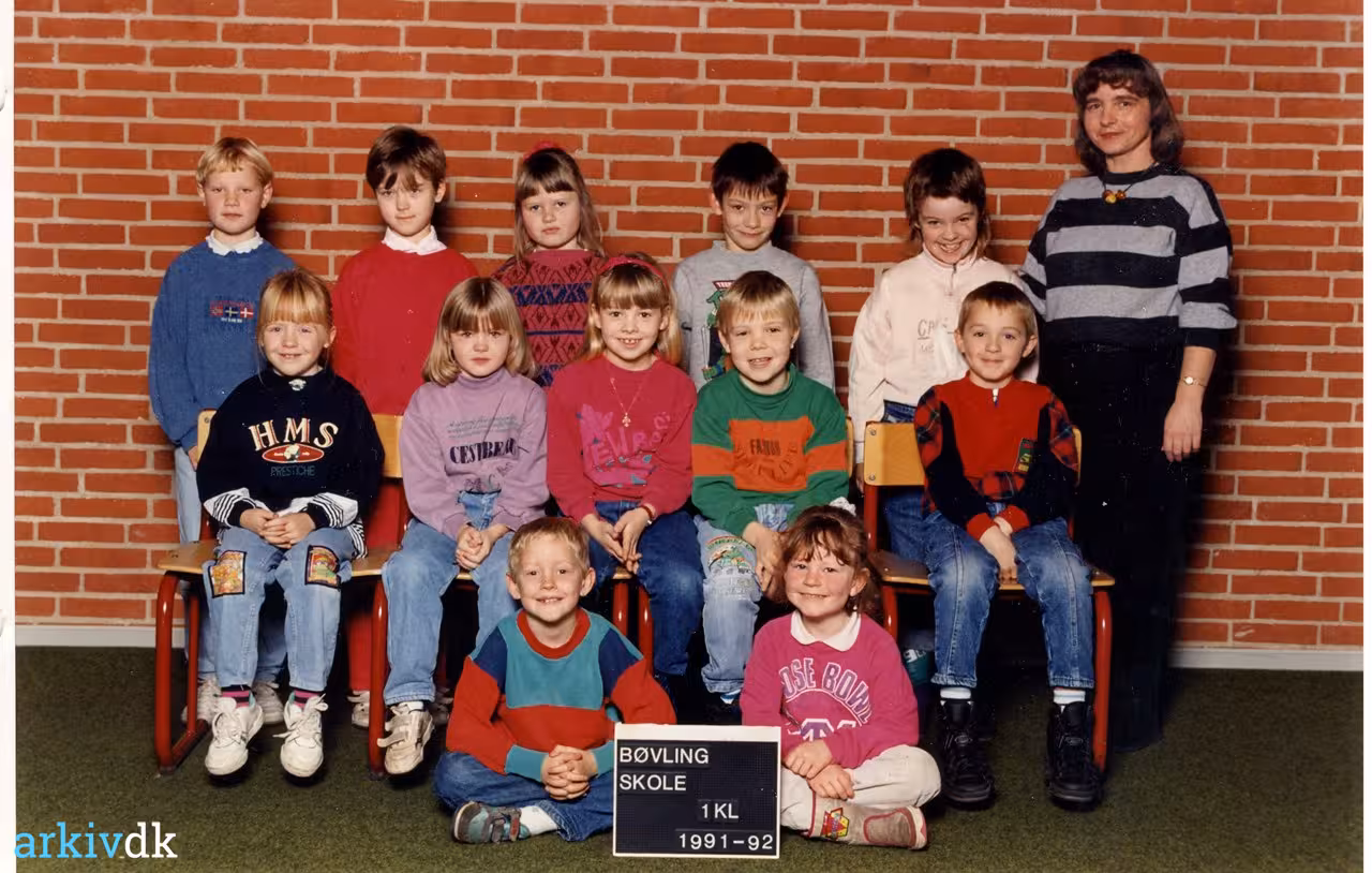 arkiv.dk | Elever Bøvling Skole 1991-92 1. kl.
