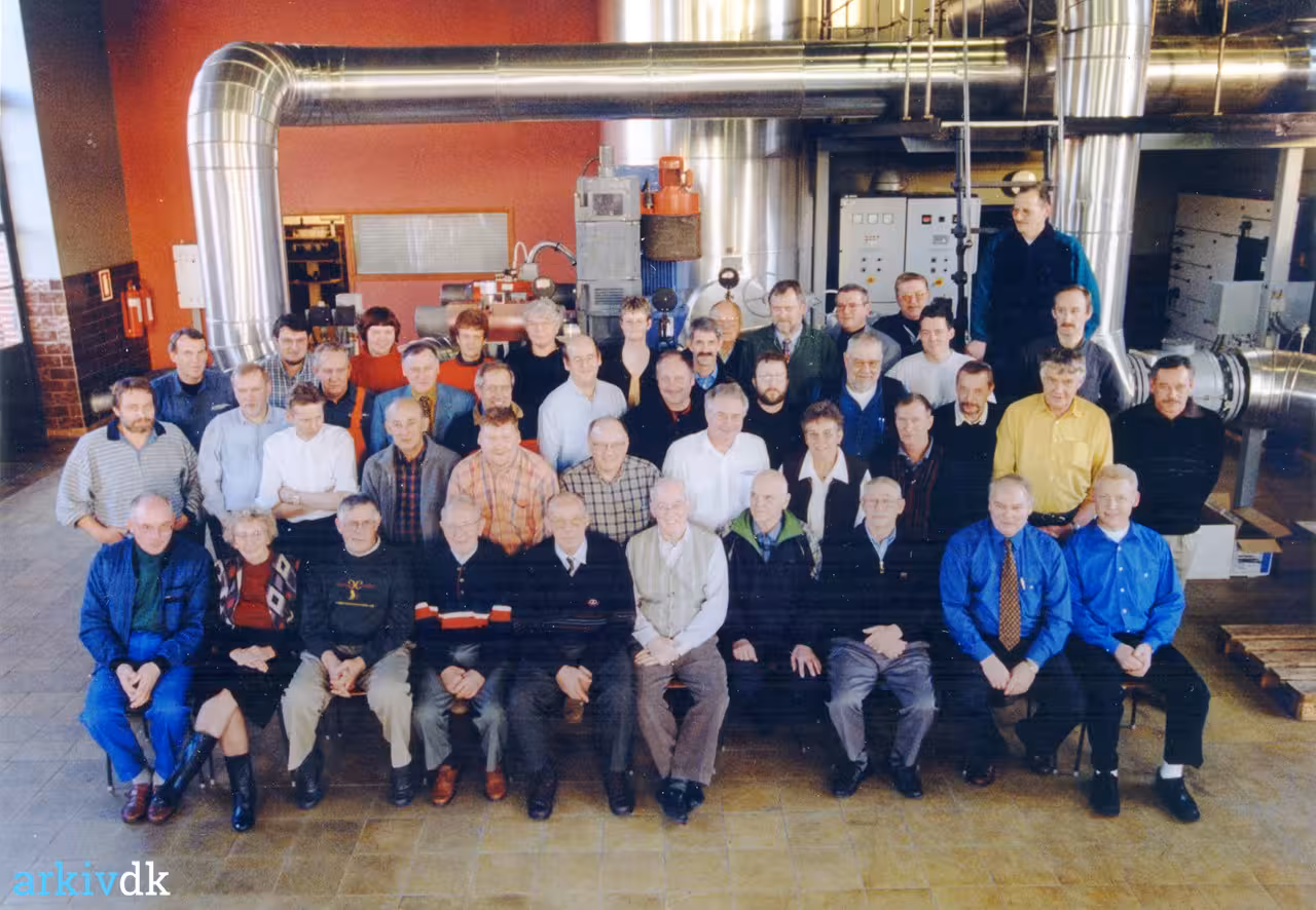 arkiv.dk | 62.31 - Varde Elværk.1998 Personale