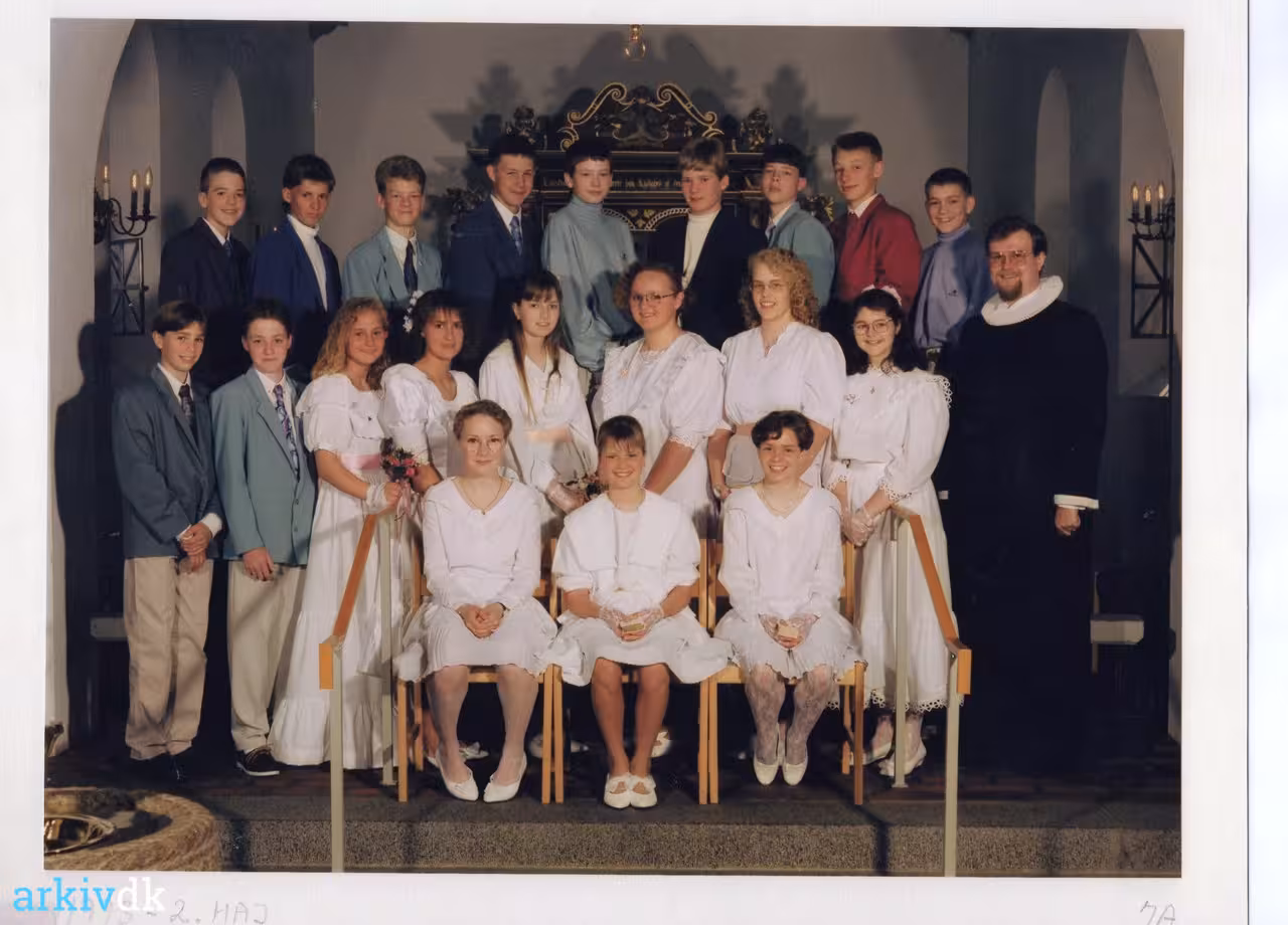 arkiv.dk | Konfirmation Sunds 2. maj 1993 7.A