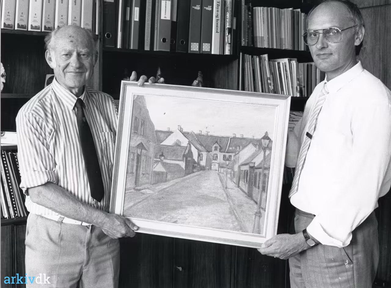 arkiv.dk | Til venstre: Borgmester Jørgen Jørgensen Til højre: Regionschef S.D.S. Knud Sandager