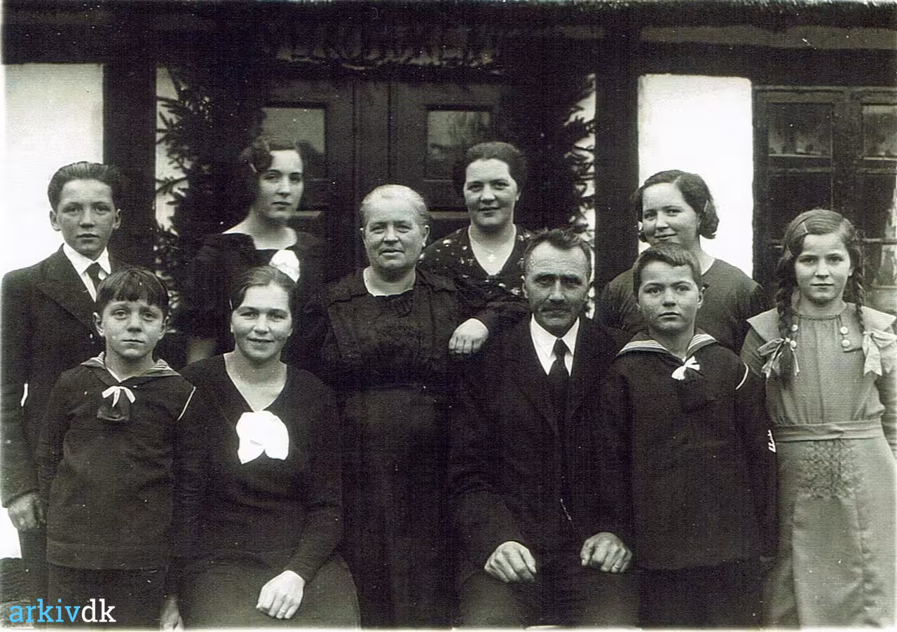 arkiv.dk | Familien Christen Larsen Christensen, Bigum