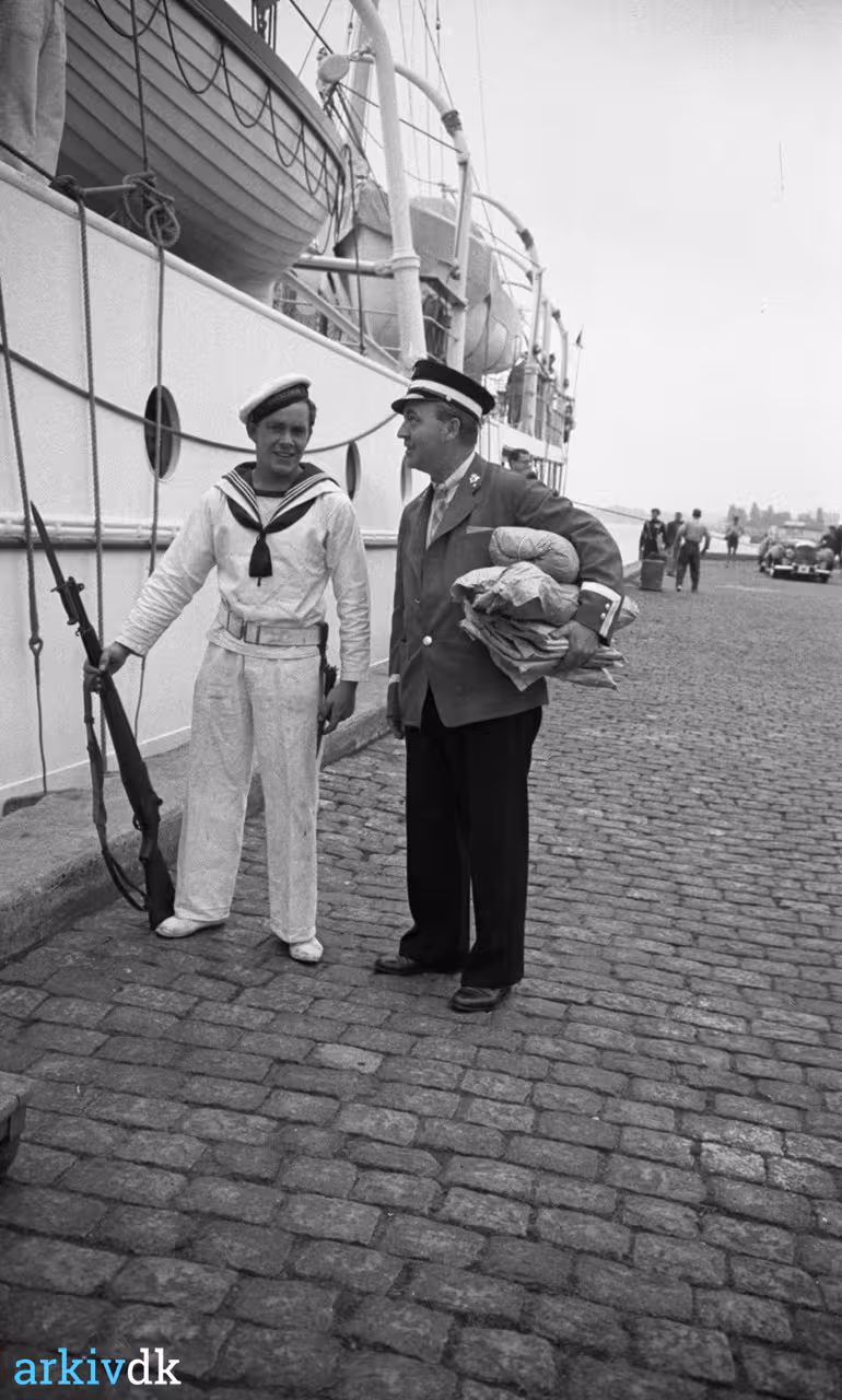 arkiv.dk | Dannebrog i Nyborg, august 1951