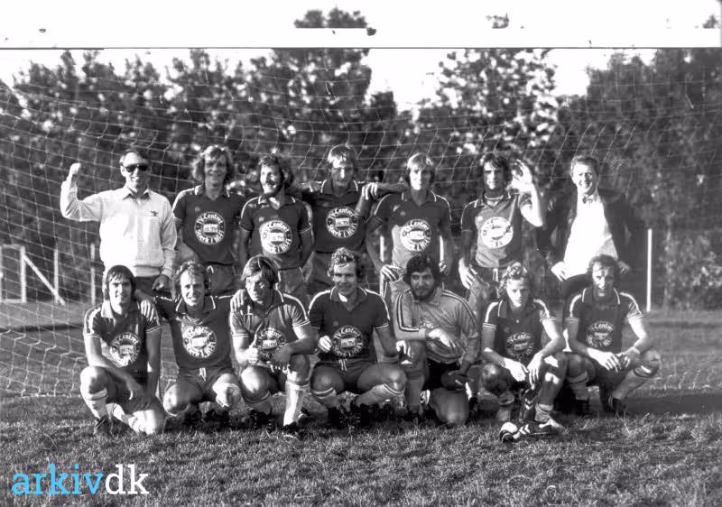 arkiv.dk | HSI, herrefodboldhold, Serie 1, sportspladsen, Idrætsvej, Helsinge