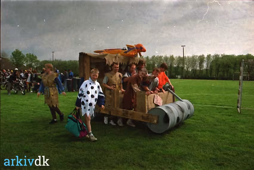 arkiv.dk | Pinse- og sommerfest i Thorning