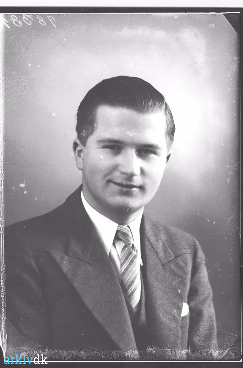 arkiv.dk | Arne Sørensen ekspedient hos Flensborg